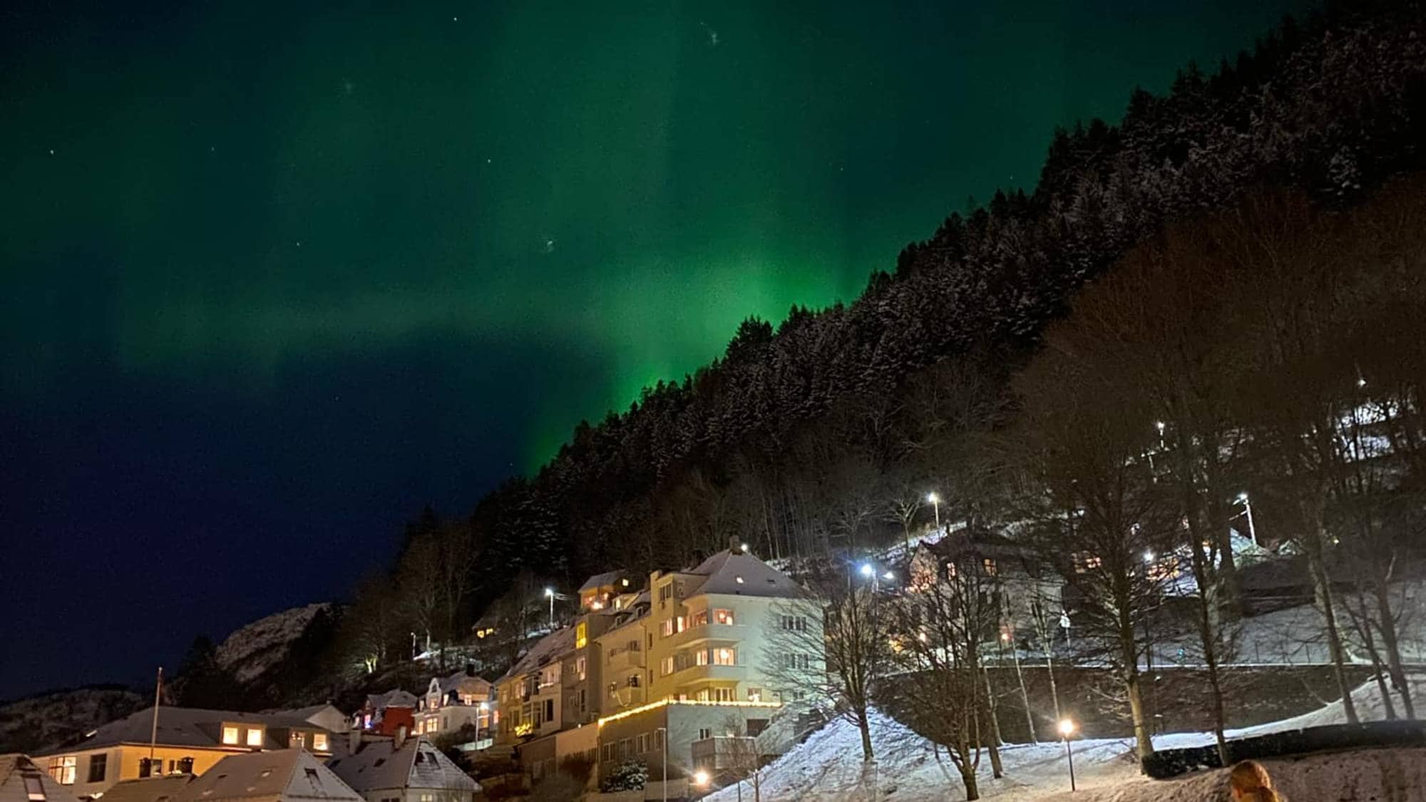 2025 starter med nordlys i Sør-Norge – NRK Vestland