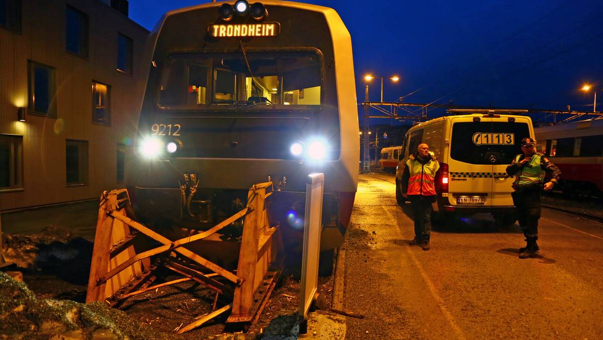 Tog kolliderte på Trondheim stasjon – NRK Trøndelag – Lokale nyheter ...