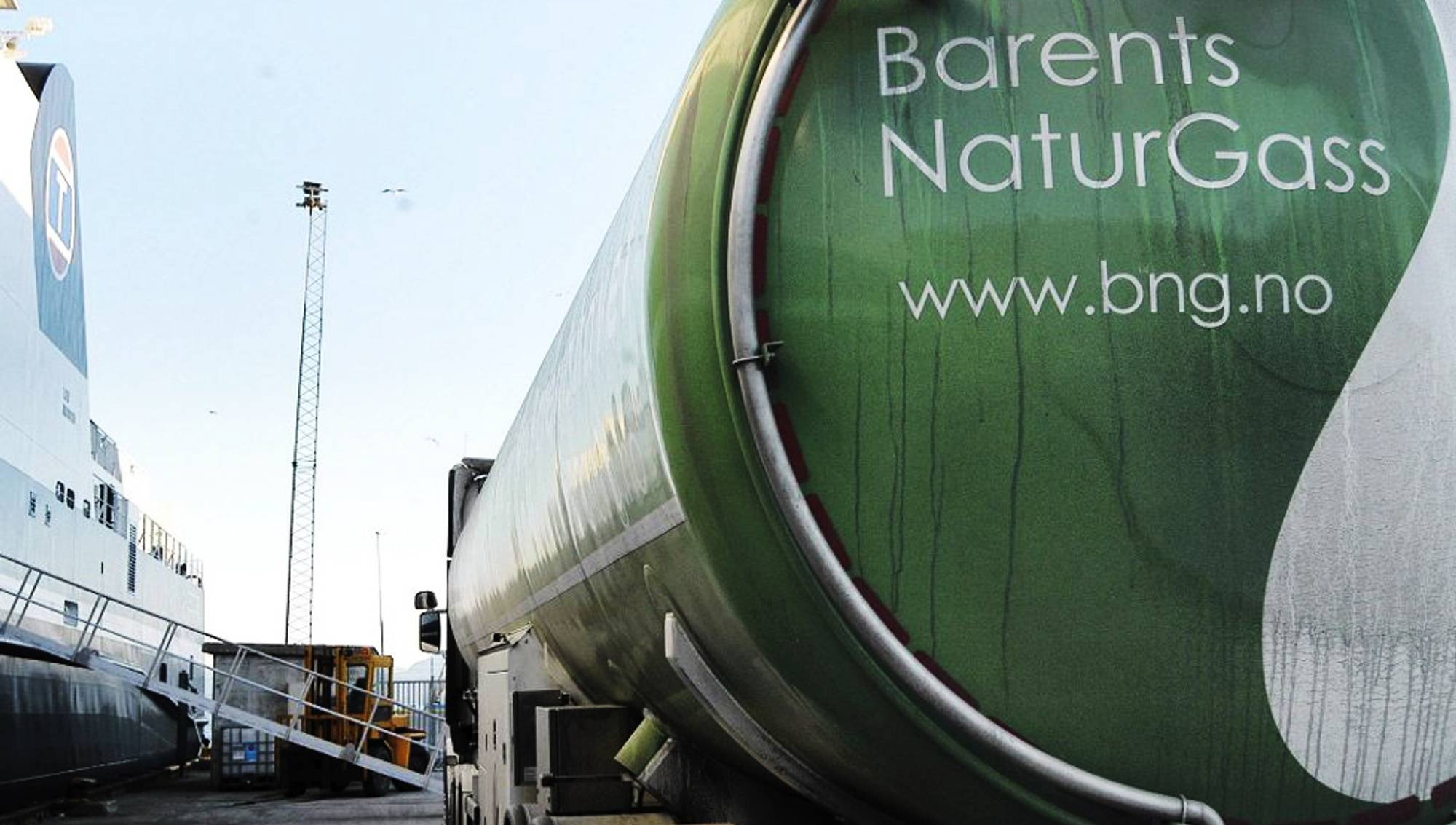 Forurensende tankbiler frakter gass – NRK Nordland