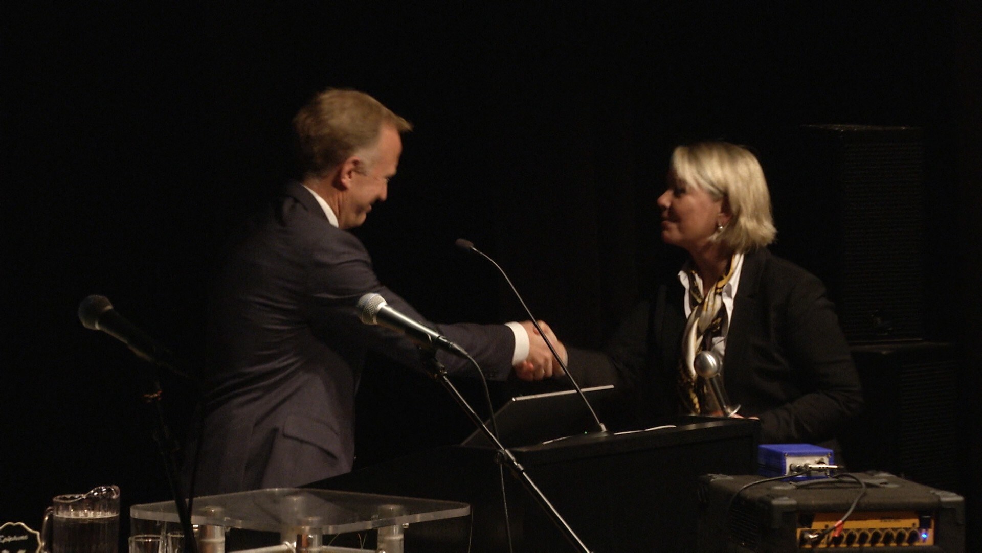 Monica Mæland opna Campus Kronstad – NRK