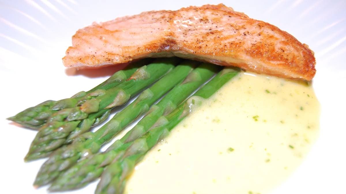 Laks til middag og til fest – NRK Kultur og underholdning