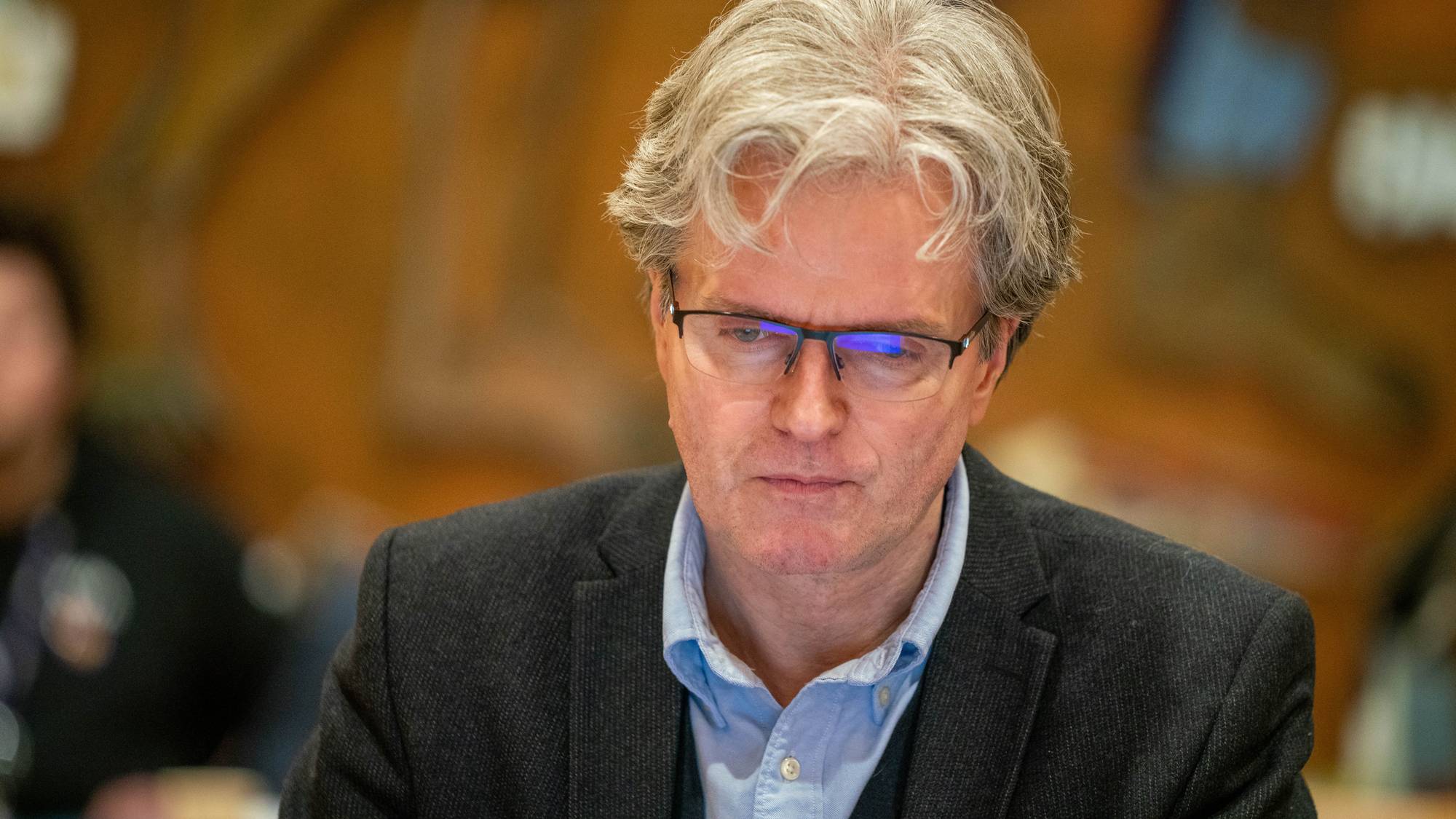 Granskingsrapport mener varsler mot fylkesdirektør i Finnmark er grunnløse – NRK Troms og Finnmark