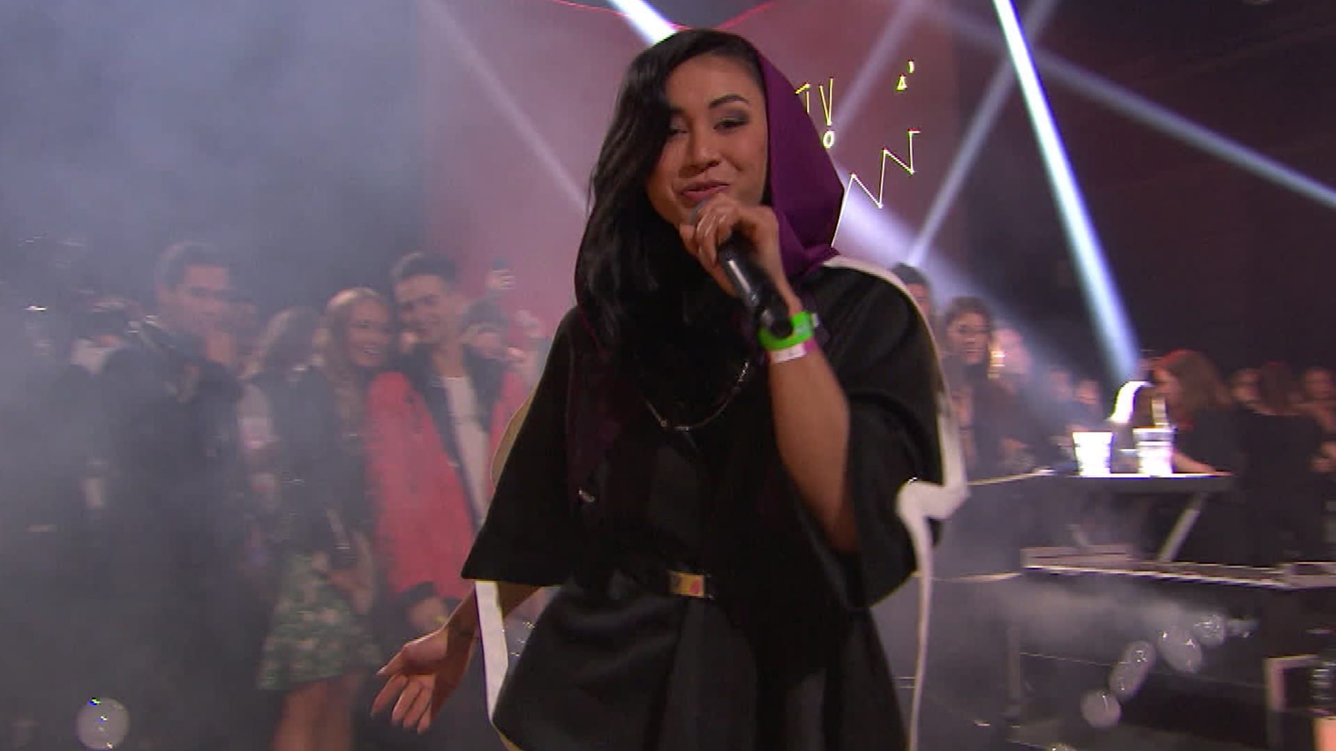 Linda Vidala & KingSkurkOne – «Bængshot» – NRK