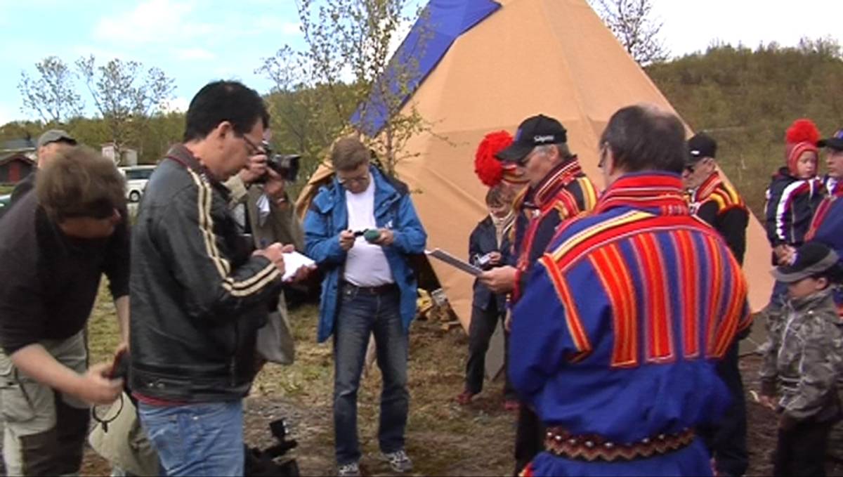 Svensker bygde ulovlige hytter i Norge: – Må rives – NRK Troms og Finnmark