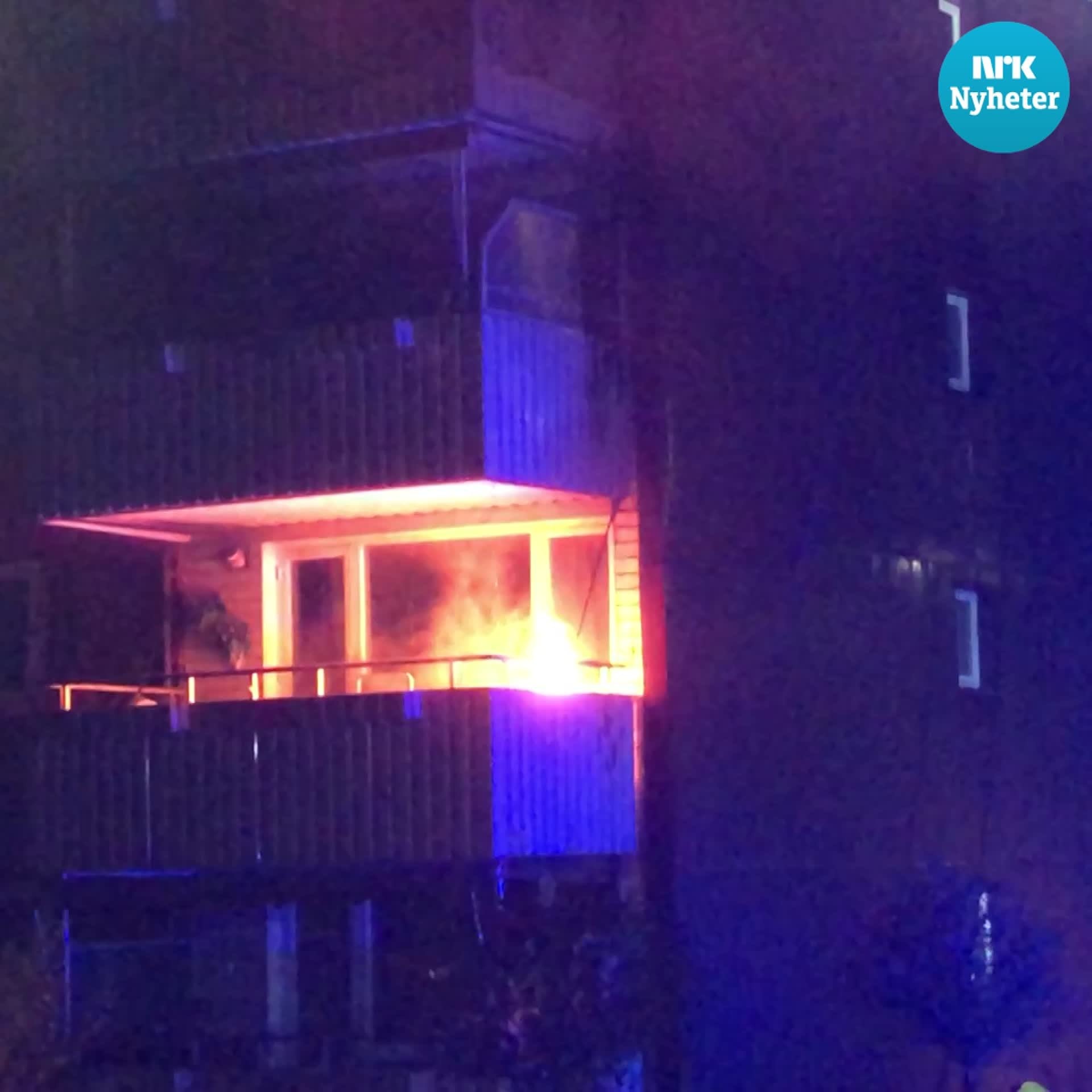 Fortsatt etterslukking etter brann i boligblokk i Oslo – Stor-Oslo