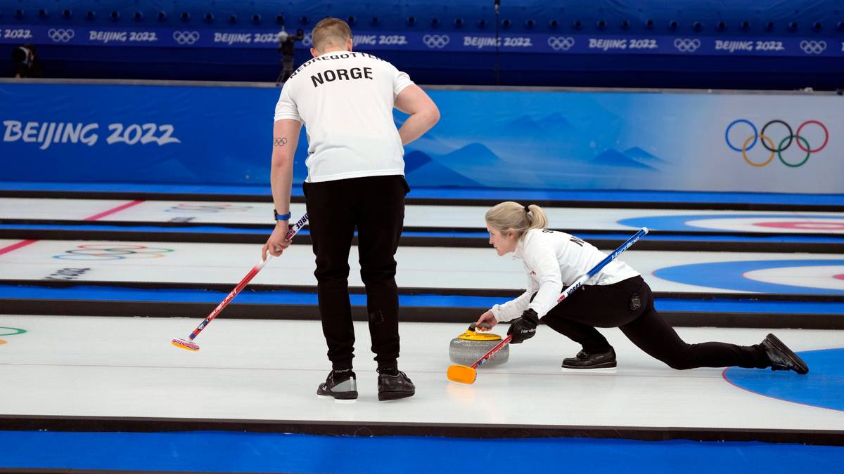 Norge tok nytt poeng i curling - klare for semifinale – NRK Innlandet ...