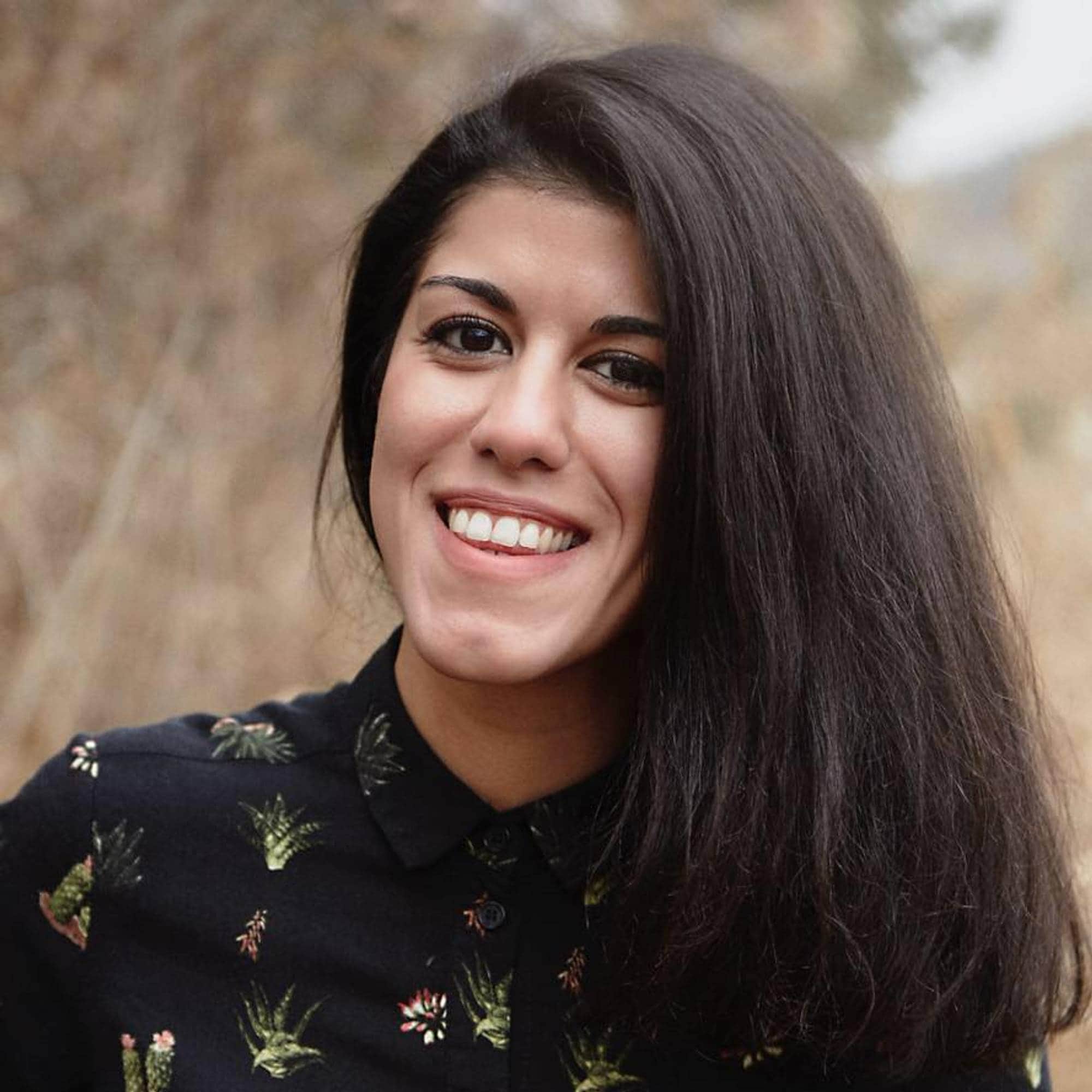 Anmeldelse: «Bare vent» av Neda Alaei – Anmeldelser og anbefalinger