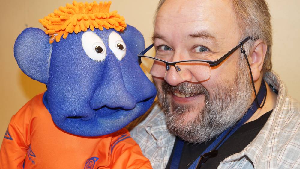 Jon Henriksen hyller kreativiteten – NRK Møre og Romsdal – Lokale ...